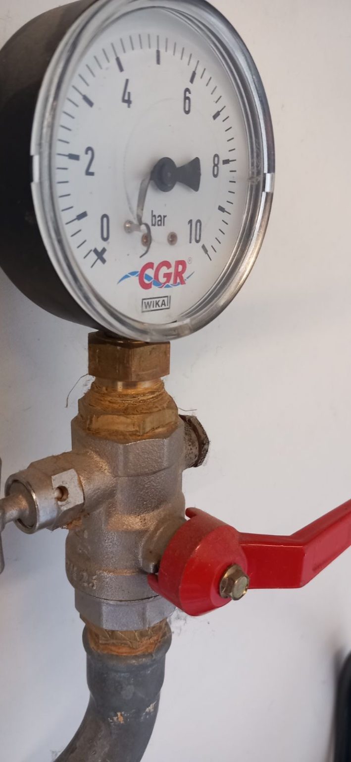 Robinets incendie armés : remplacement de manomètre et de RIA par nos ...